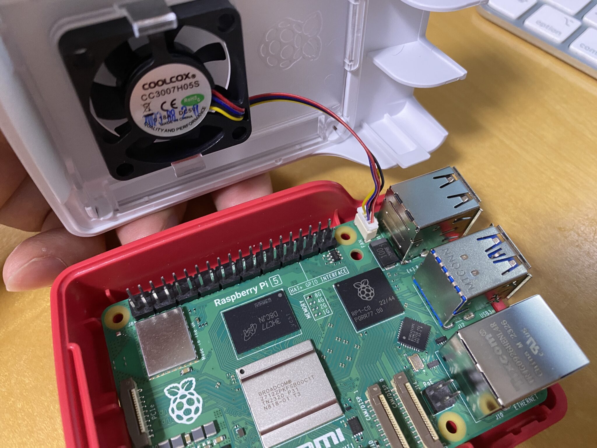 Raspberry Pi 5公式ケースが届いたのでレビュー | Japanese Raspberry Pi Users Group
